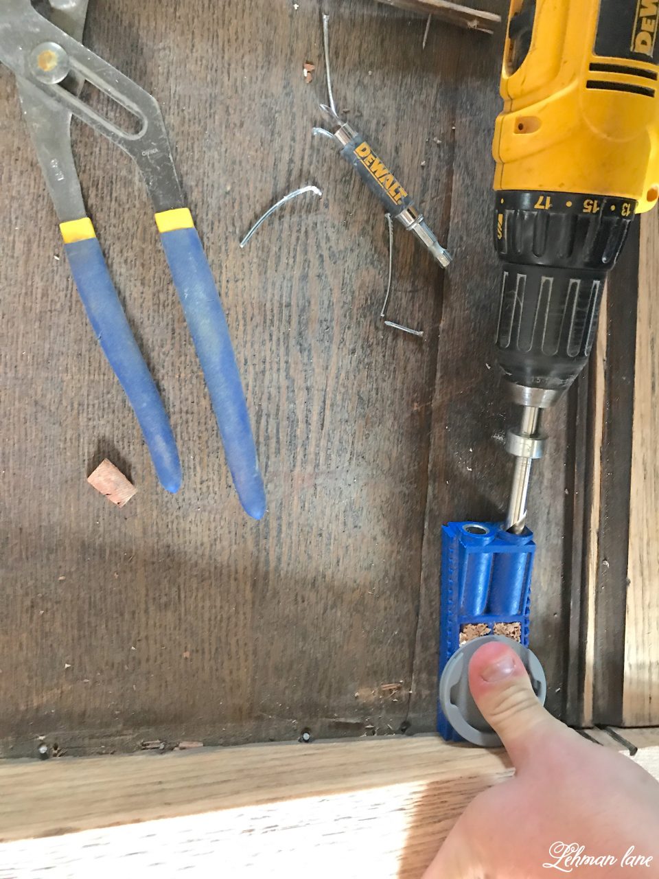 Incredible Church Pew Makeover for our Farmhouse (easy DIY Church Pew ...