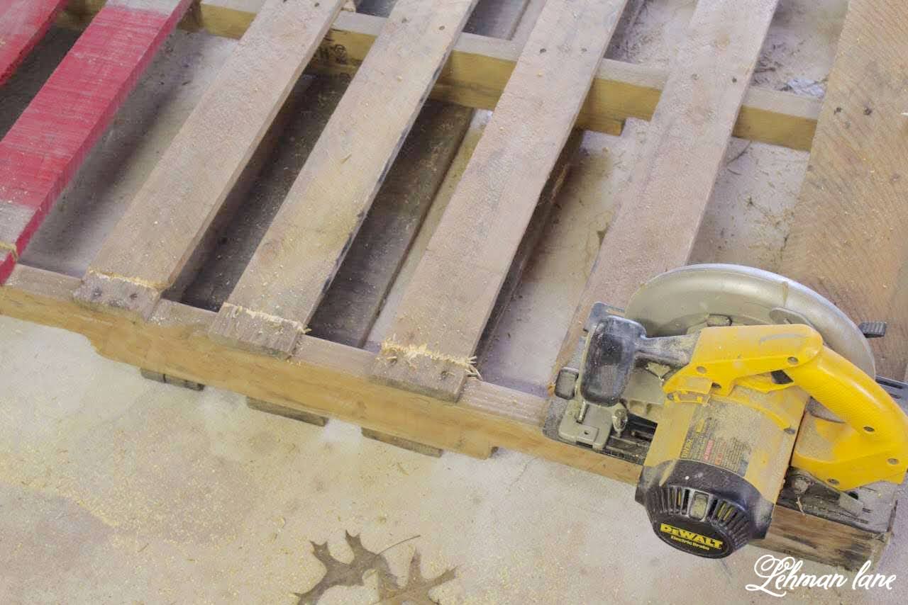 The Best Way for How to Take Apart a Pallet in 6 Easy Steps - Lehman Lane